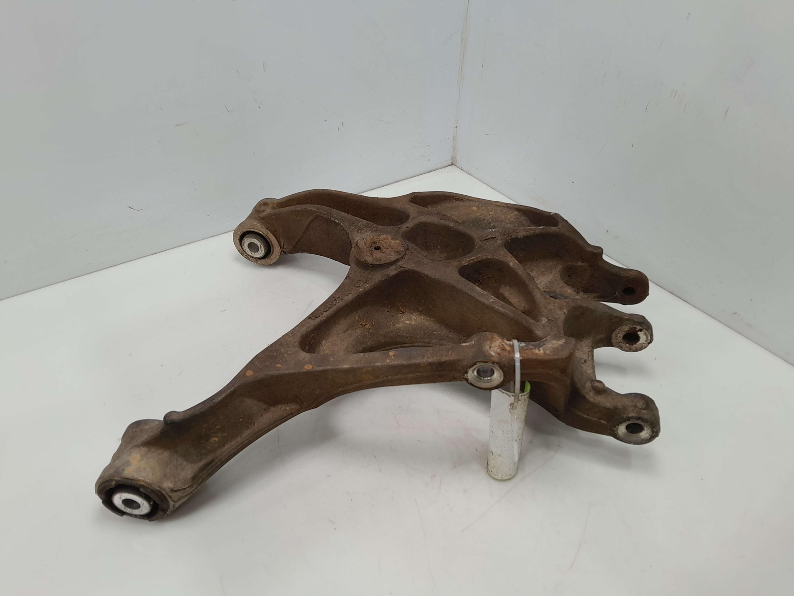 09 - 17 Chevy Traverse Rear Lower A-Arm RH Passenger Side OEM 15951978 ...