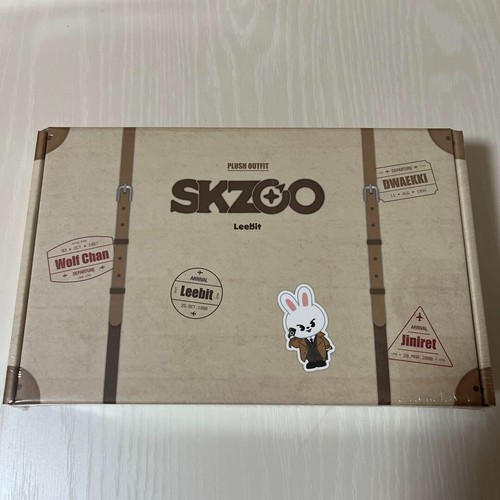 Official Stray Kids SKZOO Plush Outfit Detective Costume Leebit Lee ...