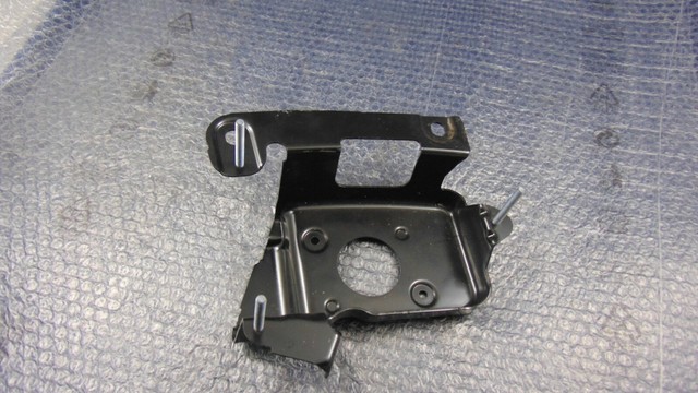 Support Valve Suspension Pneumatics A1643210140 Mercedes ML - Gl W164 ...