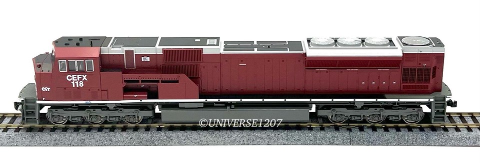 HO Scale Kato 37-6360 SD90/43MAC Diesel Locomotive CEFX #118 CIT H0 ...