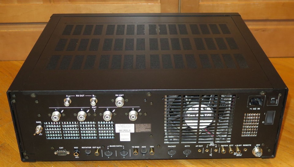 Yaesu FTDX-9000 Contest 200-watt HF 1.8-50MHz Amateur HAM Radio ...