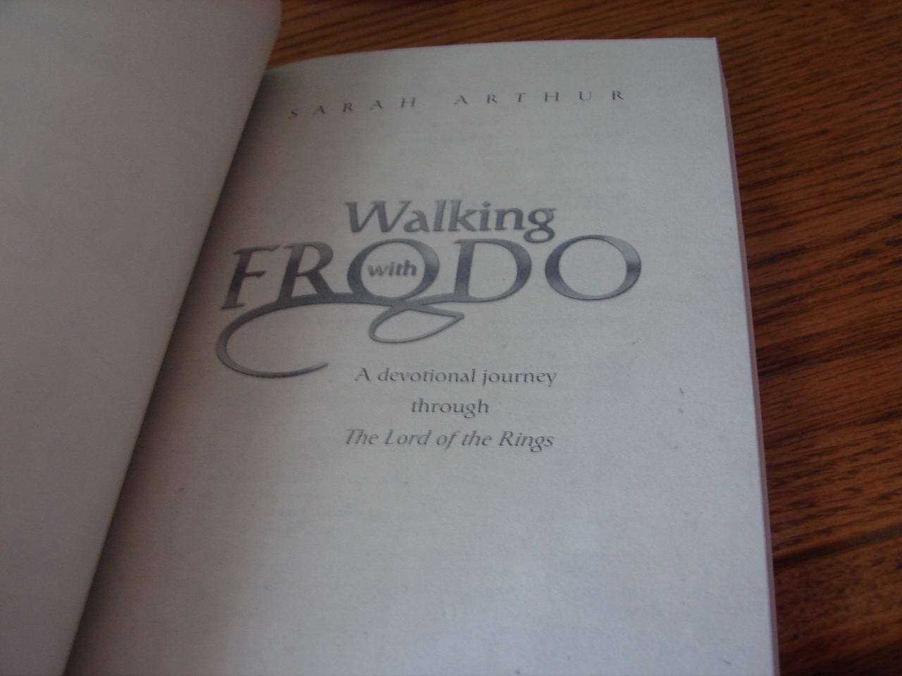 Walking with Frodo : A Devotional Journey Through the Lord of the Rings ...