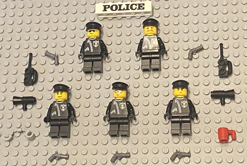 LEGO Police Minifigures Lot 5 Policemen Town City First Responders Guys ...