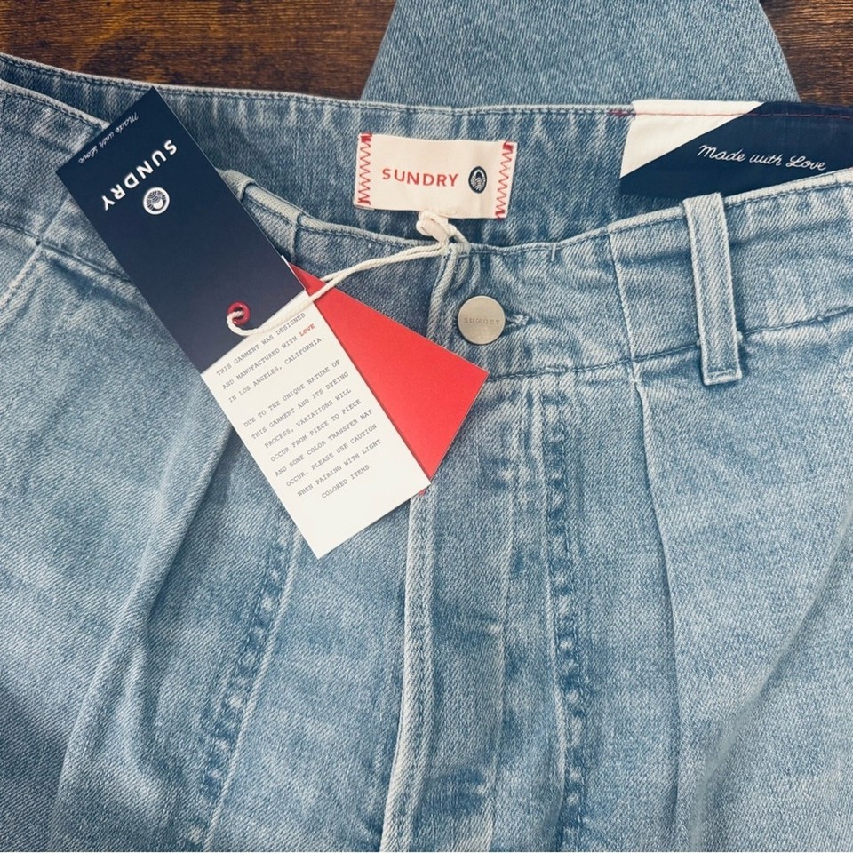 Sundry Light Blue High Rise Pleated Military Relaxed Cropped Jeans Size ...