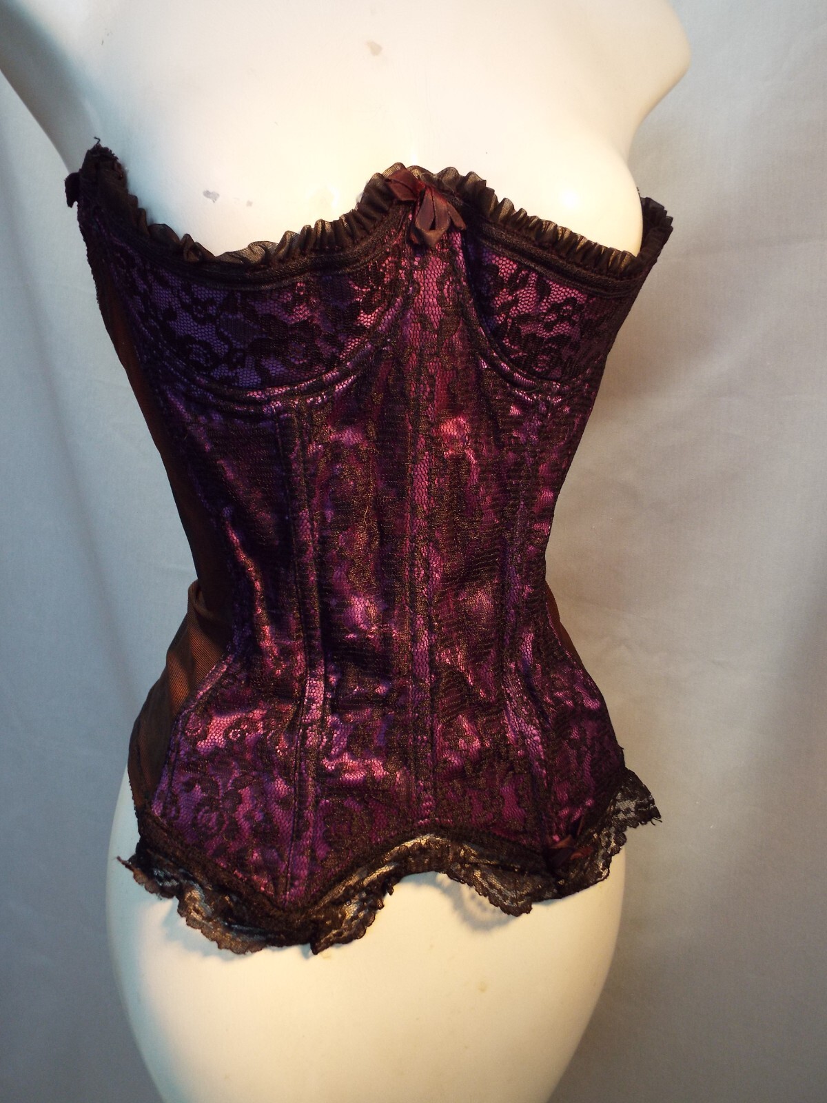 Fredricks of Hollywood Long Line Black Lace Lined Wit… - Gem