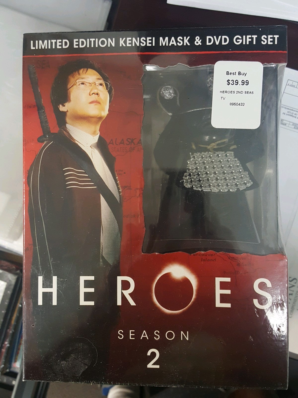 Heroes Season 2 DVD Limited Edition Kensei Mask & Gift Set | eBay