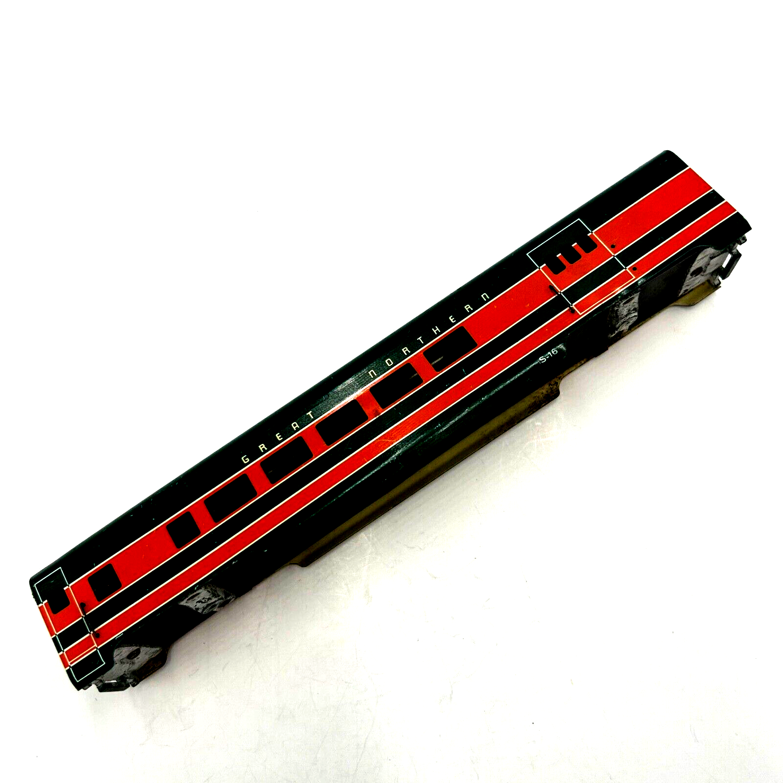 VARNEY S-16 Train GREAT NORTHERN STEEL COACH BODY ONLY Missing Handrail ...