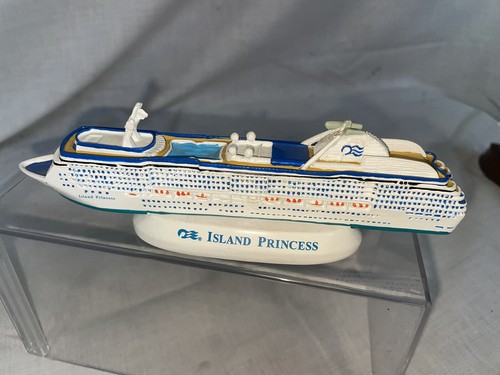 Island Princess Souvenir Cruise Ship Cruise Line Replica 7 Inches Long ...