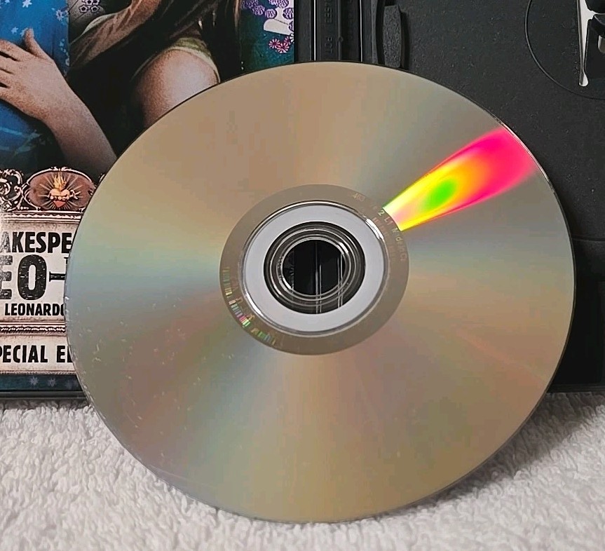 Romeo & Juliet (1996 20th Century Fox DVD, Baz Luhrmann, Rated R Drama ...