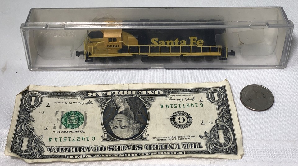 N Scale - Life-Like 7843 - Locomotive Diesel - EMD GP38-2 - Santa Fe ...