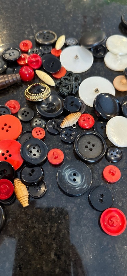 Lot of Tons Of Unique Vintage Buttons Various Size, Shapes, Materials ...