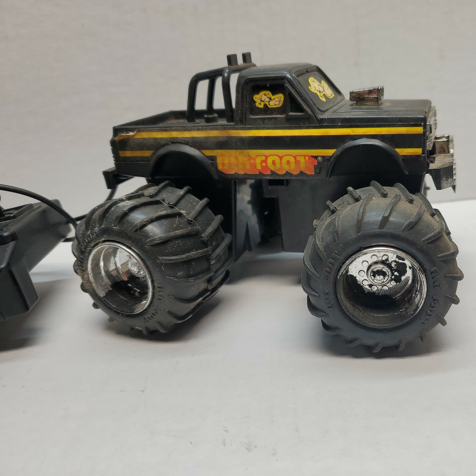 1984 REMCO STOMPERS REMOTE COMMAND BIGFOOT CORD RC TRUCK | eBay