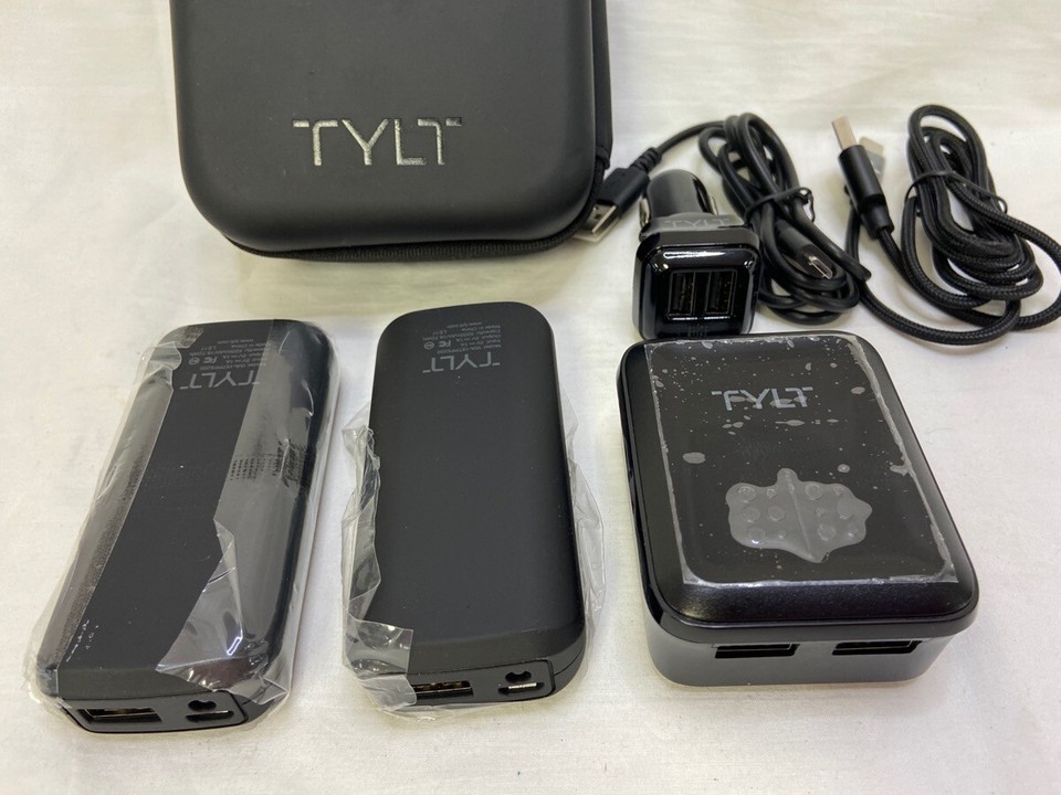 TYLT BATTERY PACK KIT WA-15TPP5200, 2 BATTERIES AND CHARGERS (TDW032629 ...