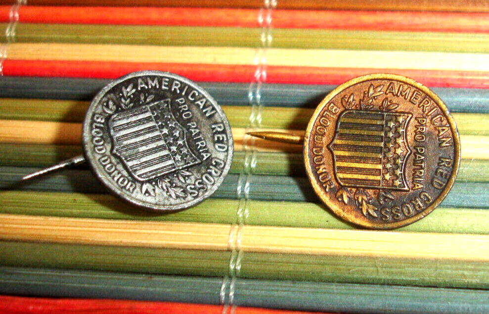 Pair of Vintage WWI American Red Cross Pro Patria Blood Donor Award ...