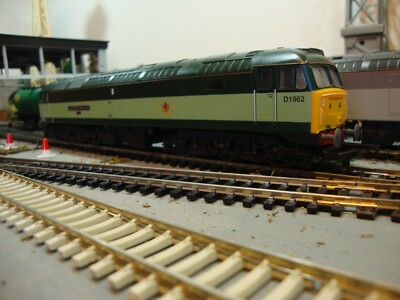 Lima Class 47 00 gauge model replica limited edition number 807 of 850 ...