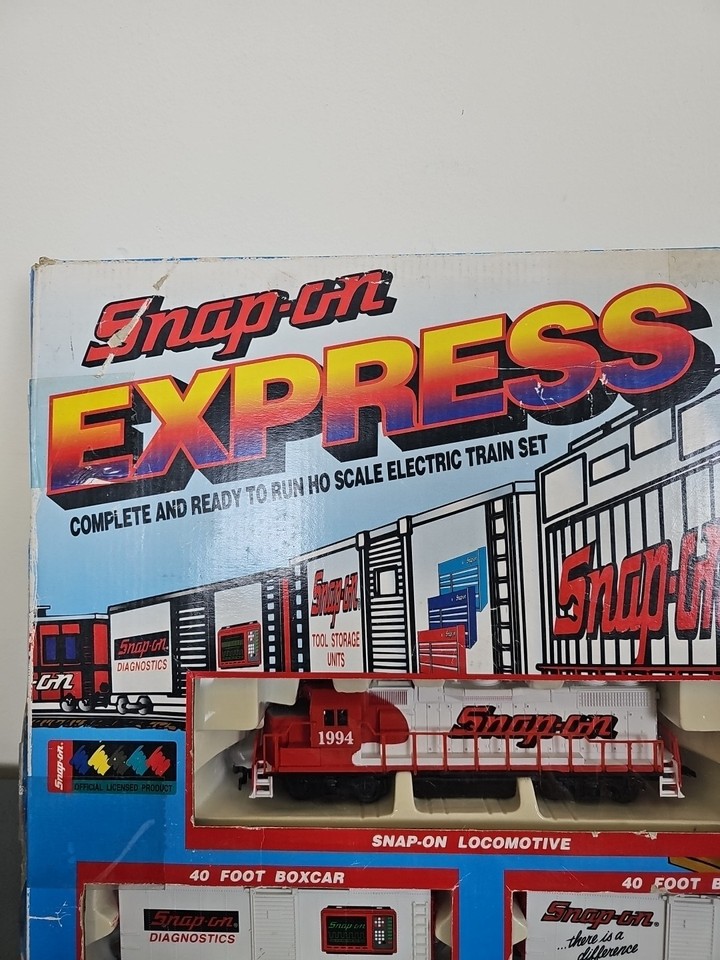 Snap-On Express HO Complete Locomotive Electric Train Set #8903 Vintage ...