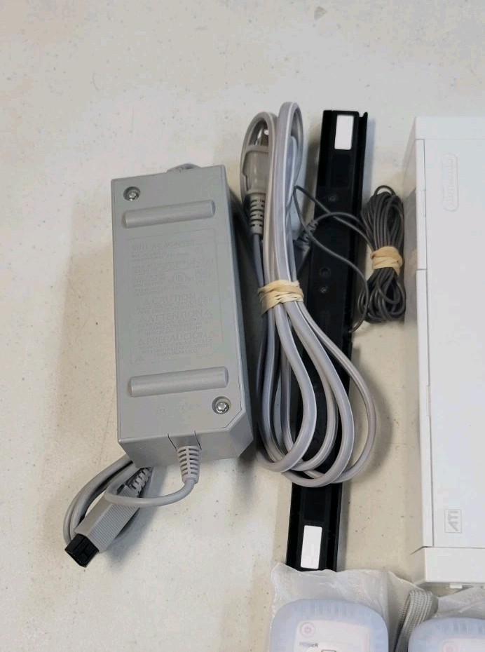 Nintendo Wii Console- Gamecube Compatible- 2 Motion Plus Contrs- 1 Year ...