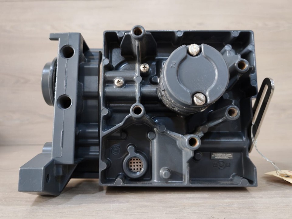 Fisher 3582G Pneumatic Valve Positioner 3-15psi - New Without Box | eBay