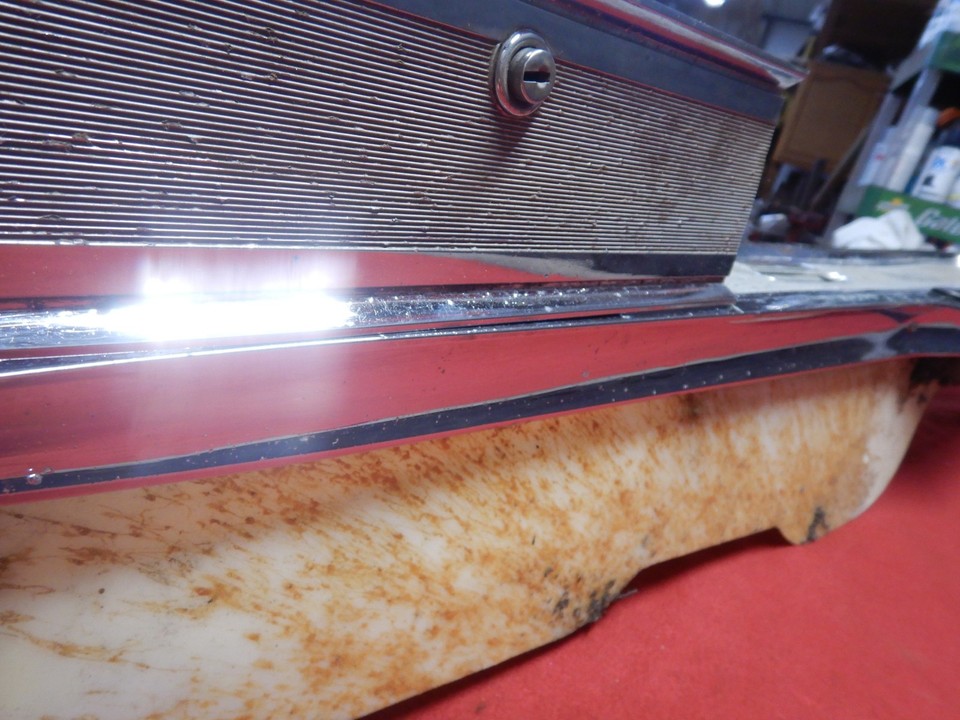 64 65 OLDSMOBILE CUTLASS 442 AUTOMATIC TRANSMISSION CENTER CONSOLE 1965 ...