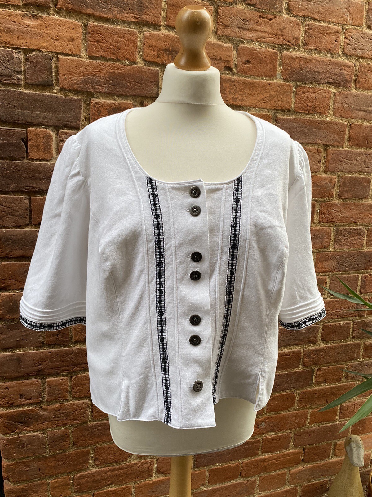 Vintage M&G White Dirndl Trachten Linen Blend Heavy B… - Gem