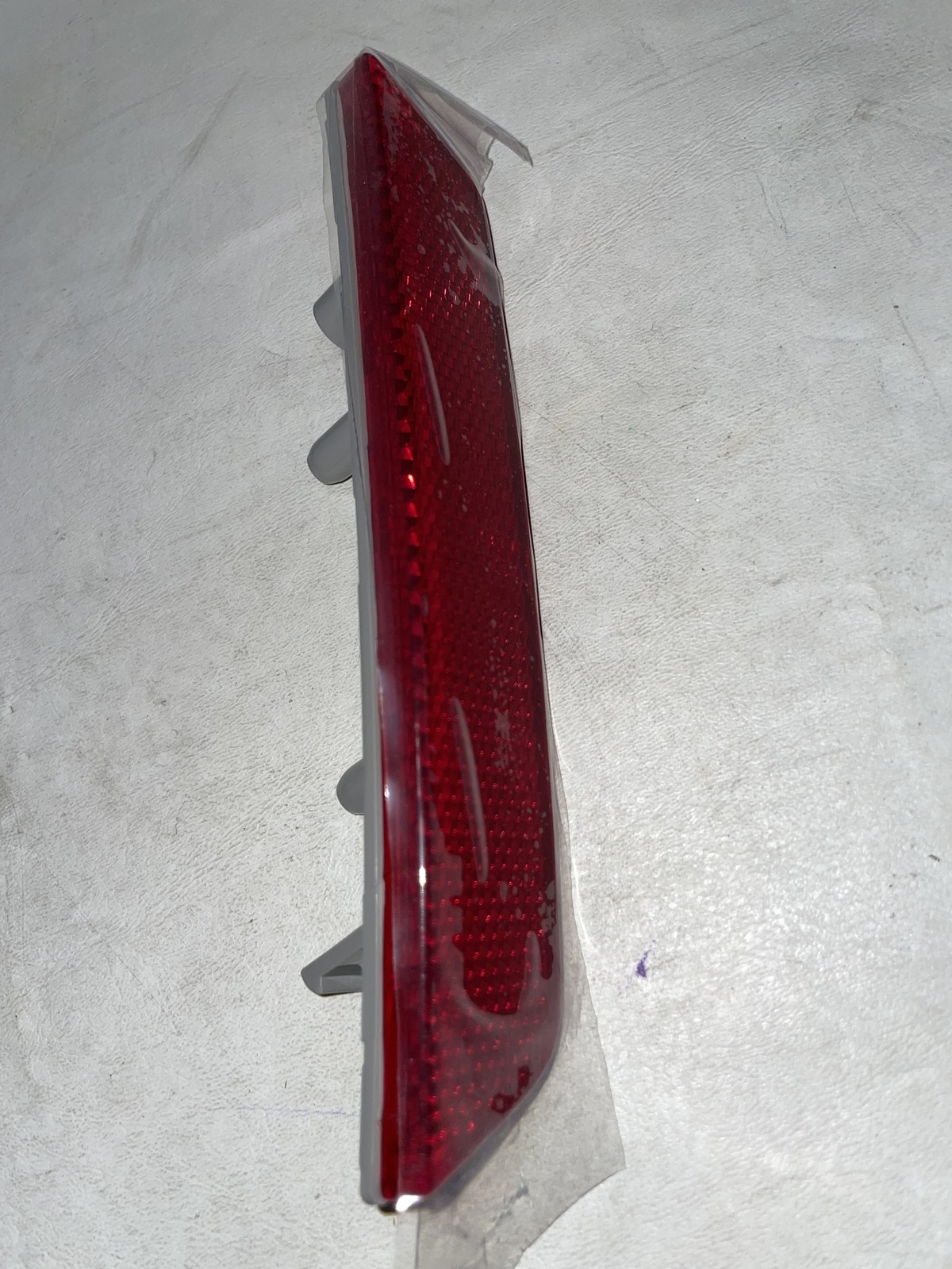 2019-2023 BLAZER DRIVER SIDE REAR BUMPER REFLECTOR NEW GM 84500524 | eBay