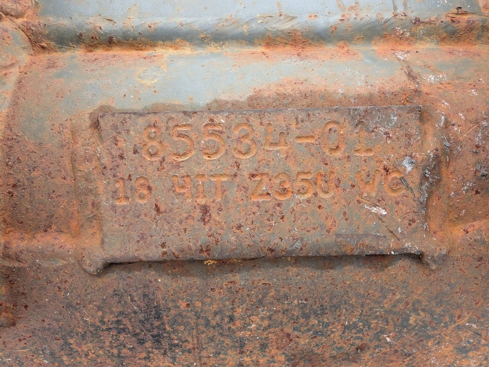 18" Tag Mini Excavator Bucket; Deere/Hitachi 35 Wedge Style | eBay