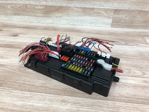 MINI COOPER OEM R56 FRONT SAM FUSE BOX RELAY FUSES RELAYS BLOCK 2007 ...
