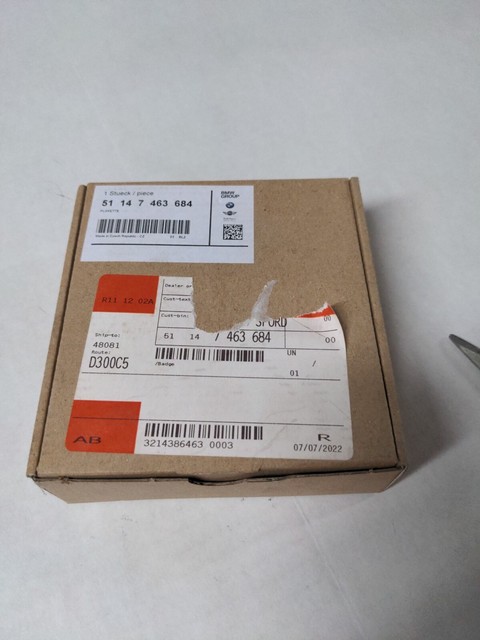 BMW 5 G30 Front Bumper Emblem Badge 51147463684 Genuine for sale online ...