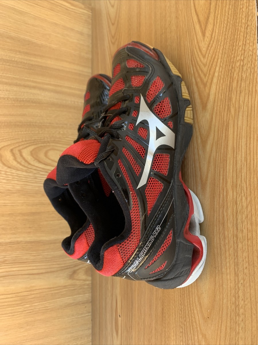 Pink Mizuno Wave Lightning Rx2