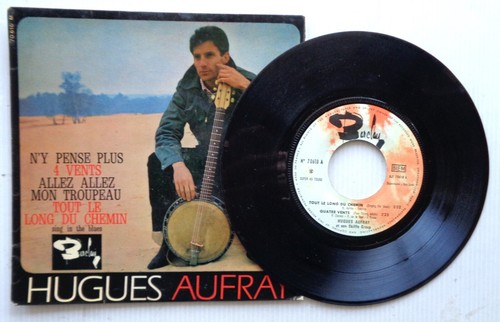 Hugues AUFRAY 45T 70618 -Année 60 -Barclay -Tout le Long du Chemin | eBay