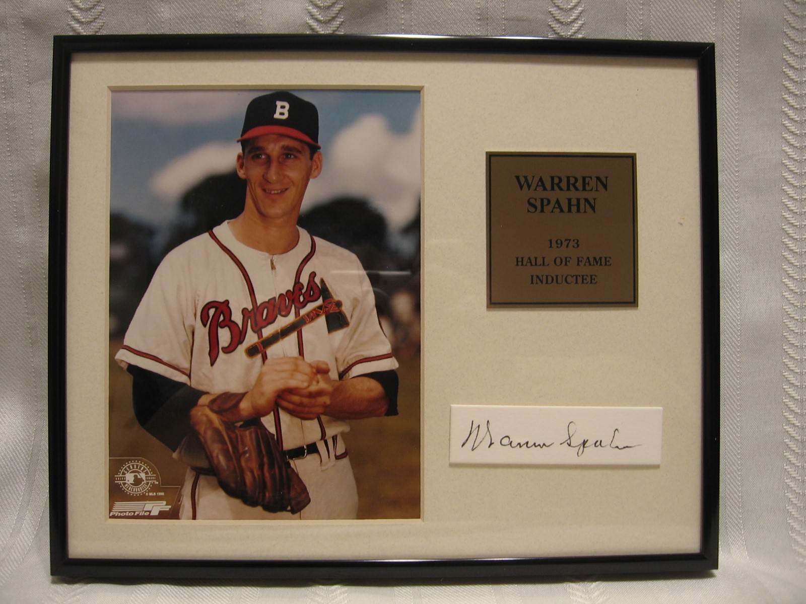 Warren Spahn Photo & Name Plate Framed Autographed COA by Score Board ...