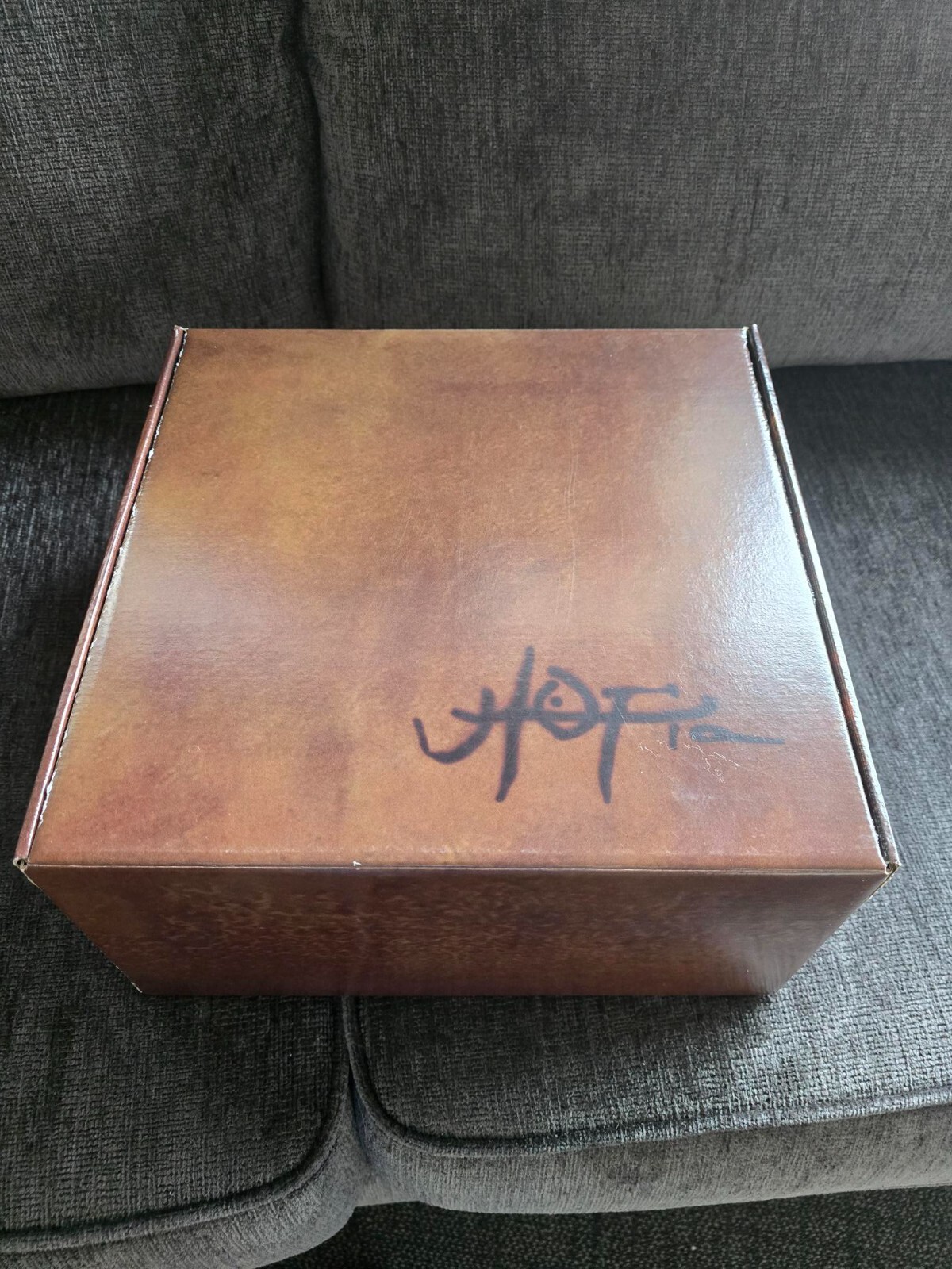 Rare Travis Scott Utopia XXL A2 Box (Pre Owned) - Gem