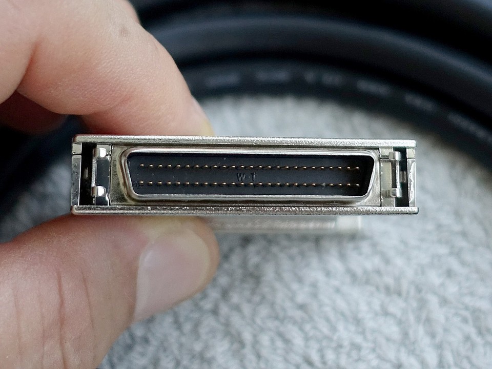 CAVO SCSI 25 pin da 3mt + adattatore a WIDE SCSI | eBay