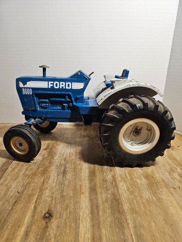 Vintage Ford 8600 1/12 Metal Die-Cast Blue Tractor | eBay