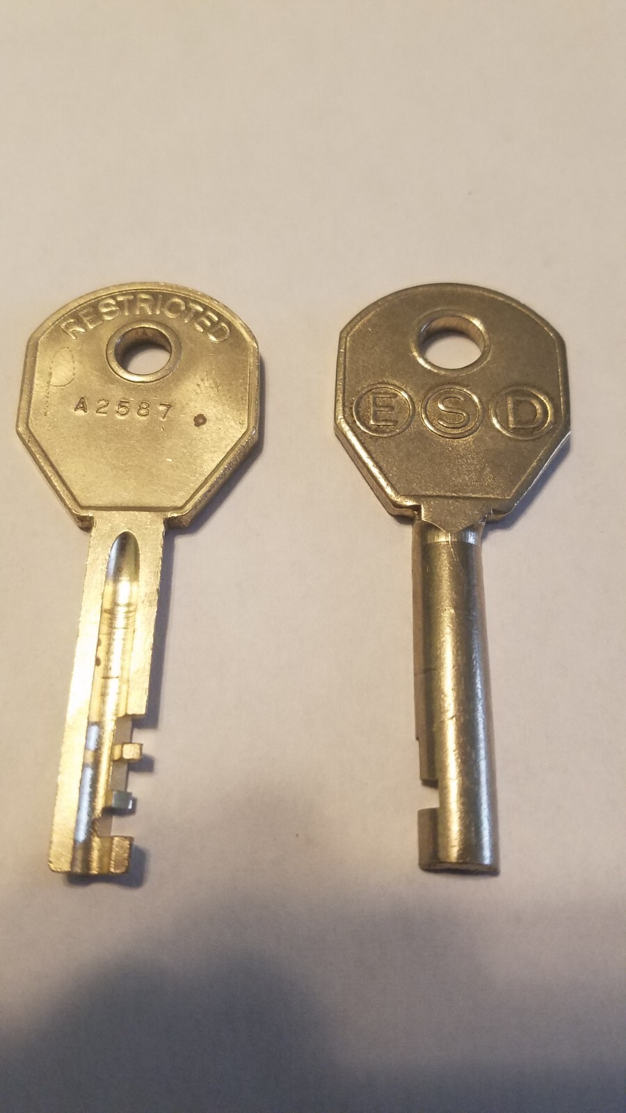 A2587 ESD Laundry Coin Box Key Or PA2587 | eBay