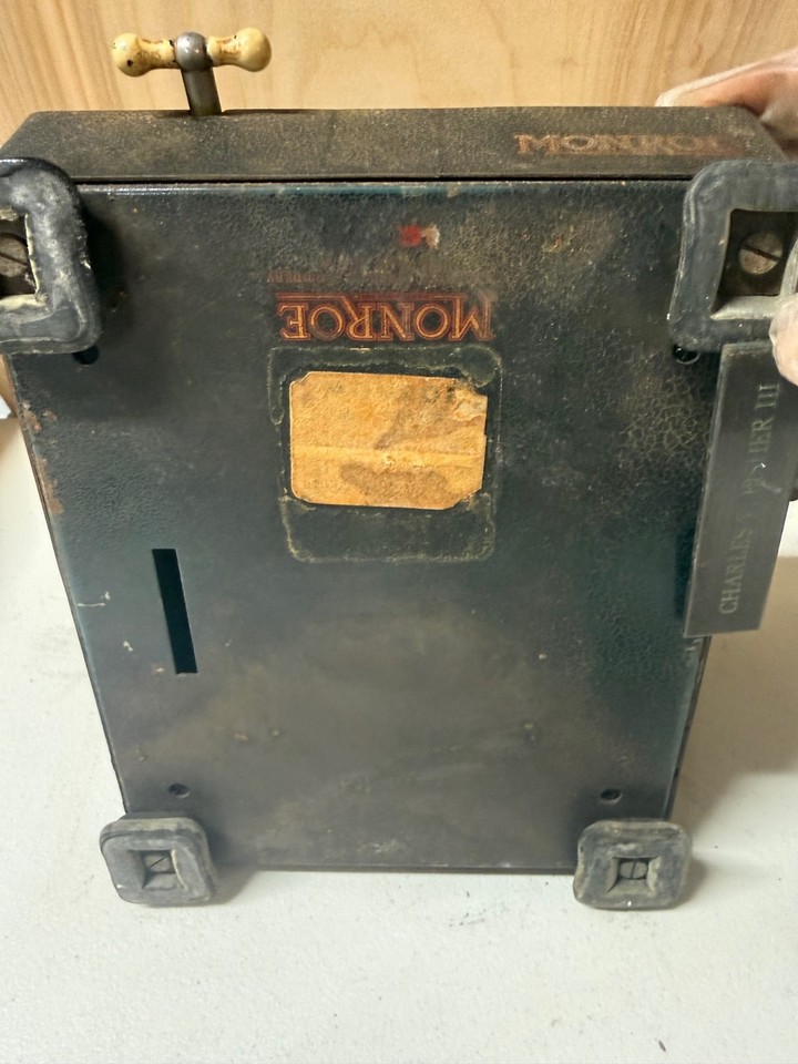 Vintage 1920s - 1960s Monroe High Speed Adding Calculating Machine ...