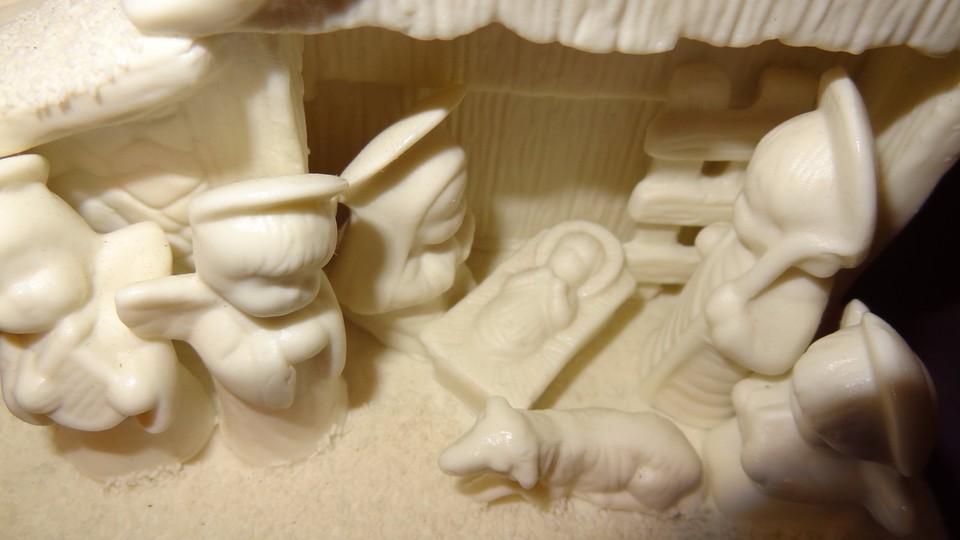 White Nativity Manger Baby Jesus Angels Ceramic 4" One Piece | eBay