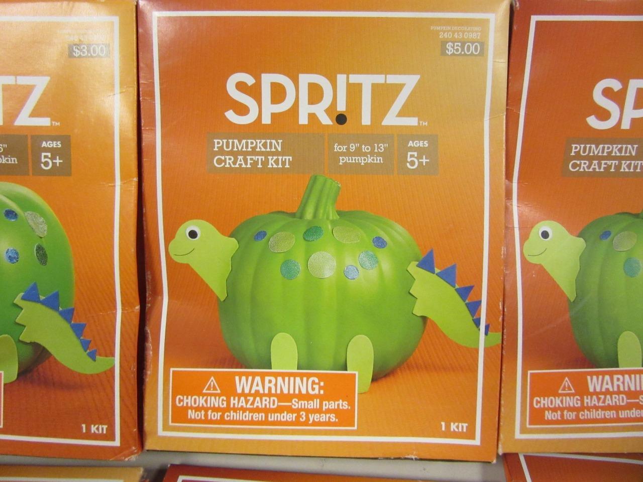 Lot of 16 Various Spritz Pumpkin Decorating Craft Kits Halloween ...