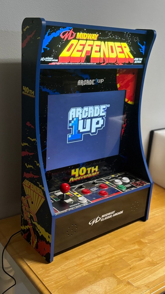 Arcade1UP Defender 40th Partycade Williams Arcade Cabinet 10 Games in 1 ...