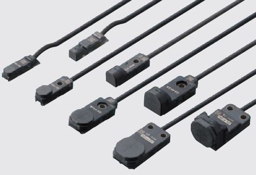 PANASONIC / SUNX GX-F12B-P Proximity Sensor Inductive NC PNP 4mm 12V to ...