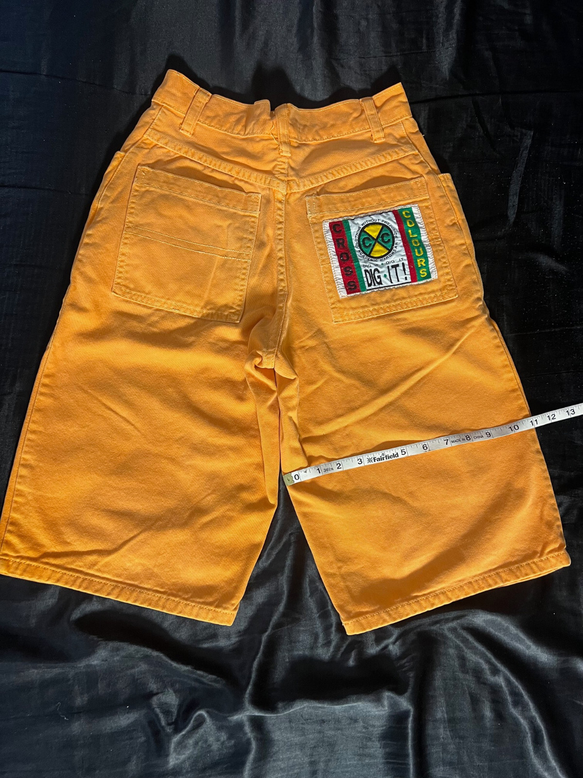 Original vintage 90s Cross Colours shorts orange smal… - Gem