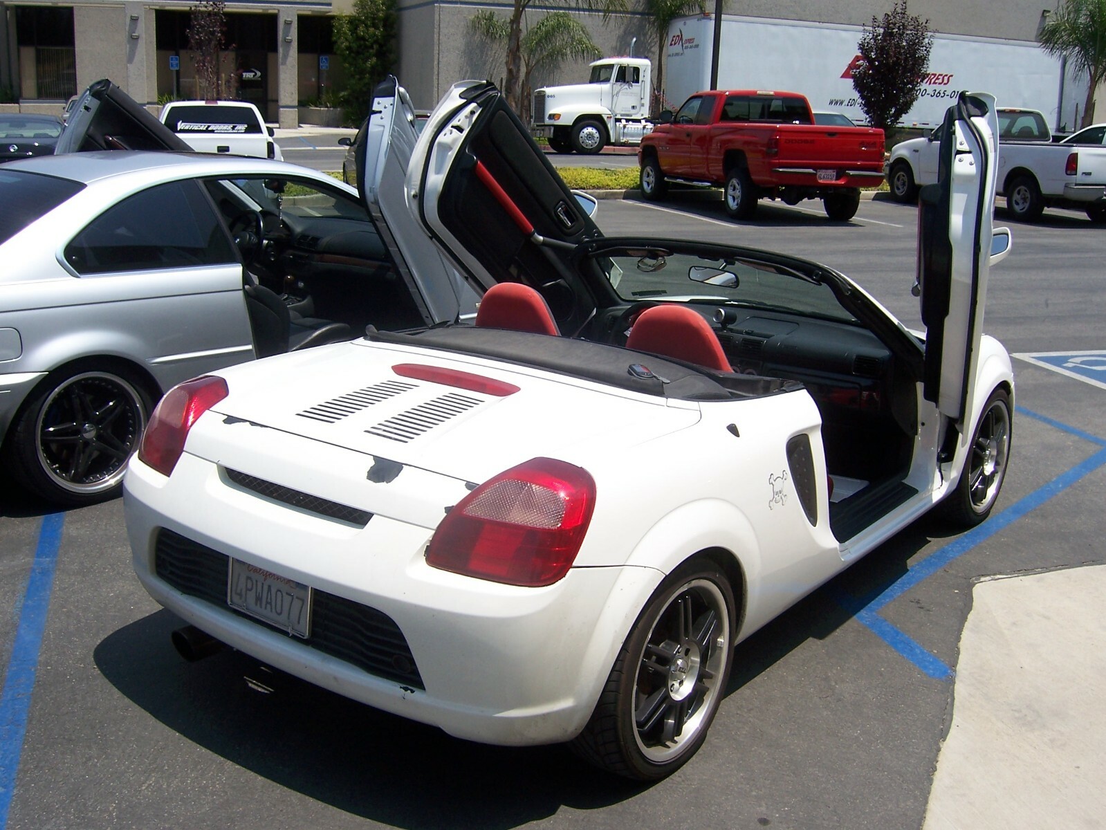Toyota MR2 Spyder 2000 - 2006 Lambo Door Kit by Vertical Doors Inc 00 ...