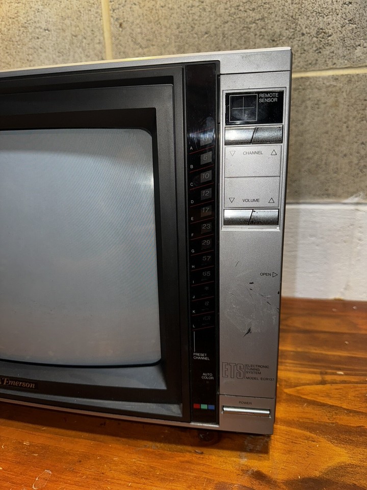 Vintage 1986 Emerson 13” CRT Tv Model ECR137 Wood Grain | eBay