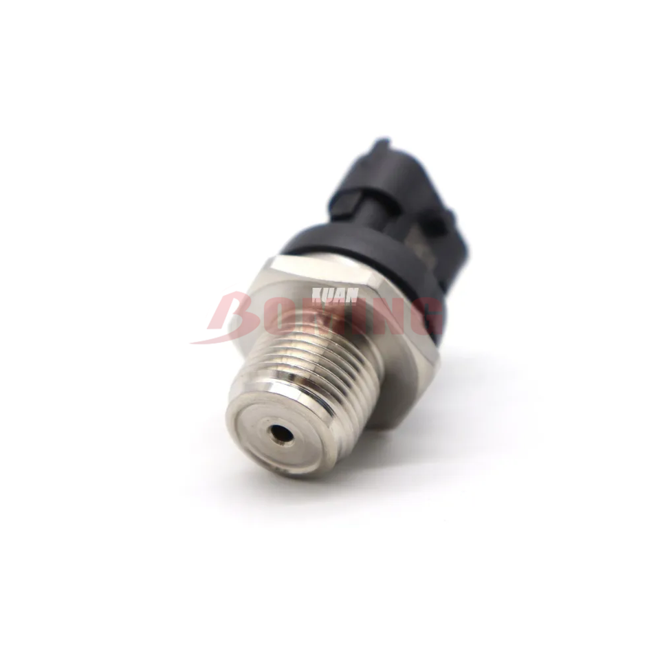 0281002534 Fuel Rail Pressure Sensor For MAN TGL TGM IVECO MASSIF ALFA ...