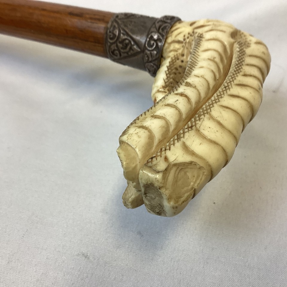 Vintage Wood & Bovine Bone Walking Stick w/Silver Collar 79cm Long (5E ...