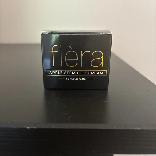 Fiera Rejuvenating Apple Stem Cell Face Cream 1.69 oz Exp 10/2027 ...