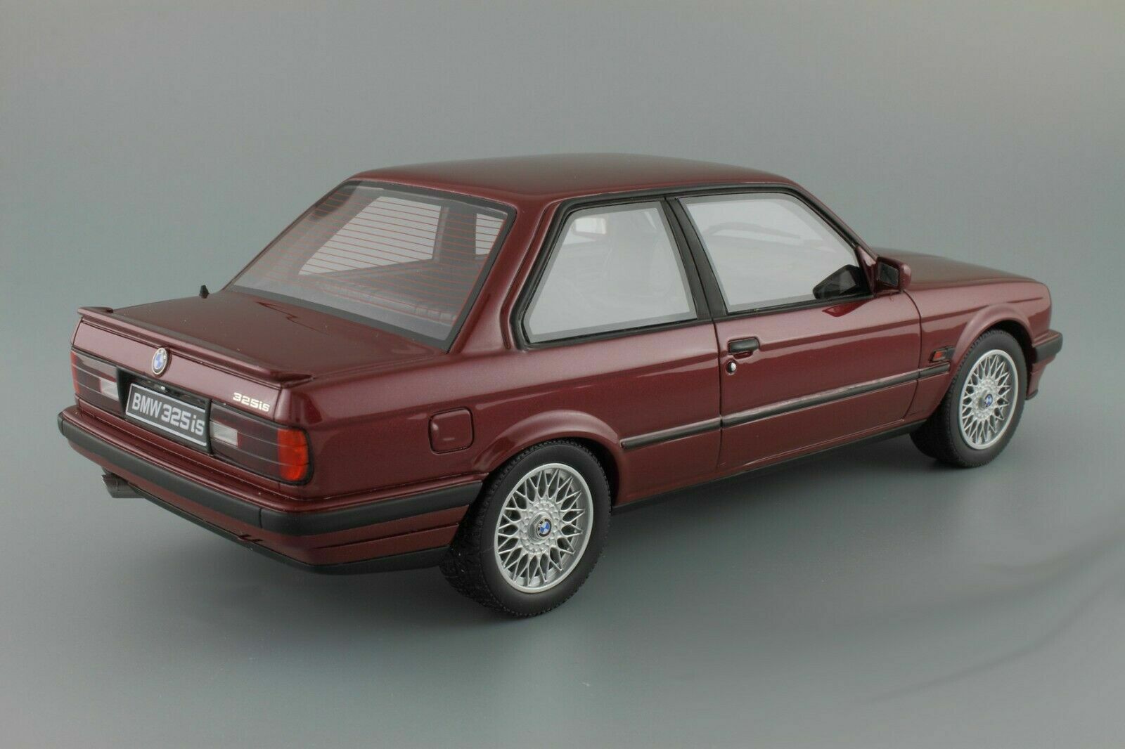 1:18 OTTO MOBILE BMW E30 325 is RESIN- 3 Series. LAST ONE. RARE!! | eBay