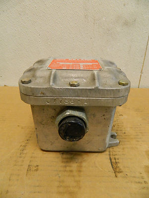 HUBBELL KILLARK XB-444 EXPLOSION PROOF ALUMINUM ELECTRICAL ENCLOSURE 4 ...