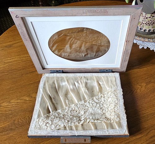 Vintage Shadow Box Display Case Lace Shadow Box Picture Frame Wood Wall ...