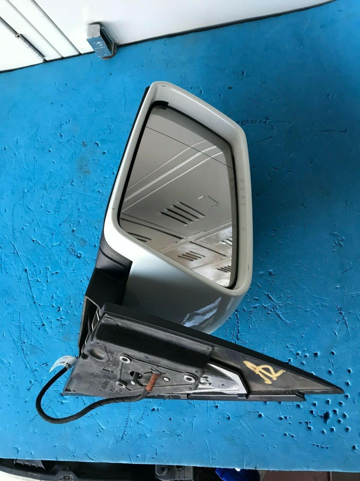 OEM 2009 MERCEDES-BENZ, W204, C200/C250, LEFT DOOR MIRROR, 7 WIRES ...